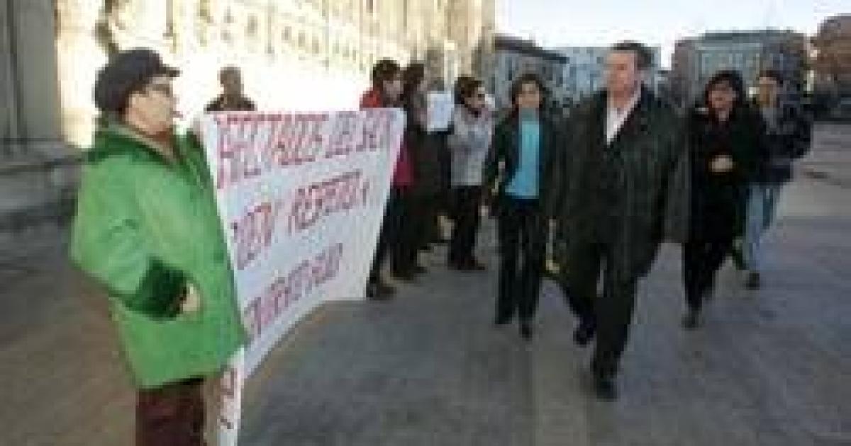 | Crónica | La trastienda popular |: «Querida Isabel, amiga Isabel...»