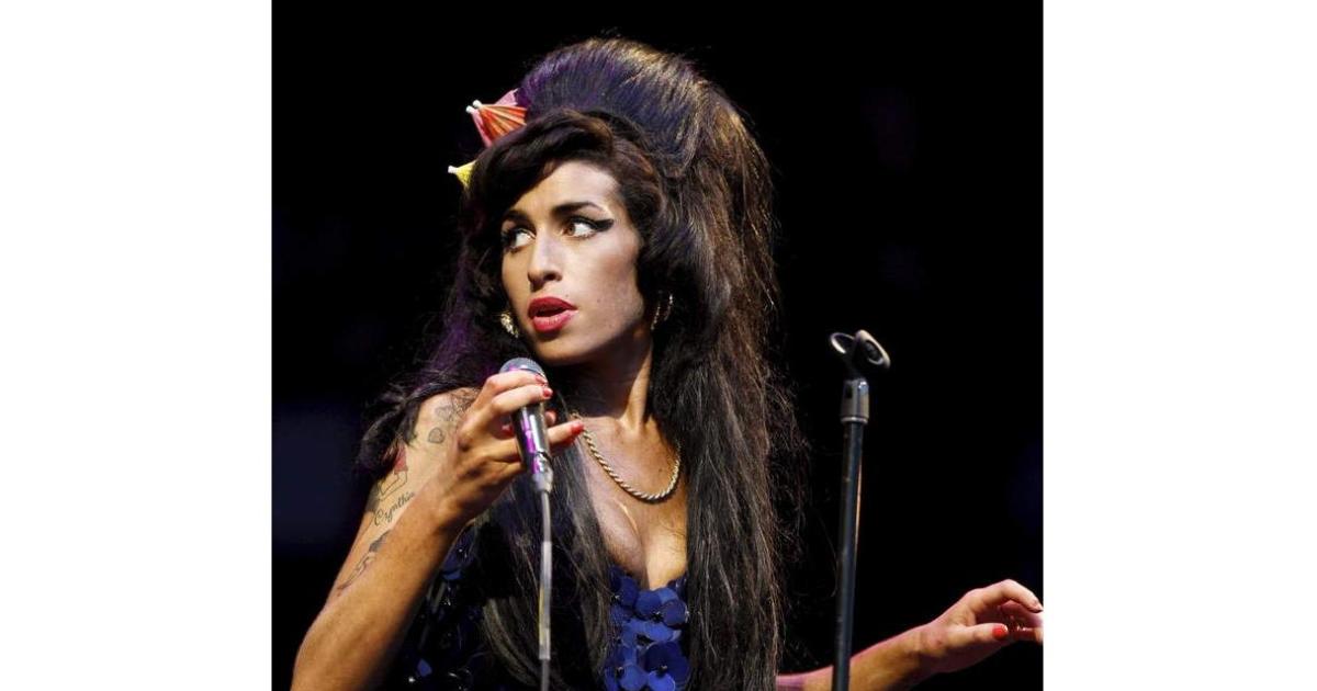 Amy Winehouse sigue brillando cuando se cumple un año sin ella