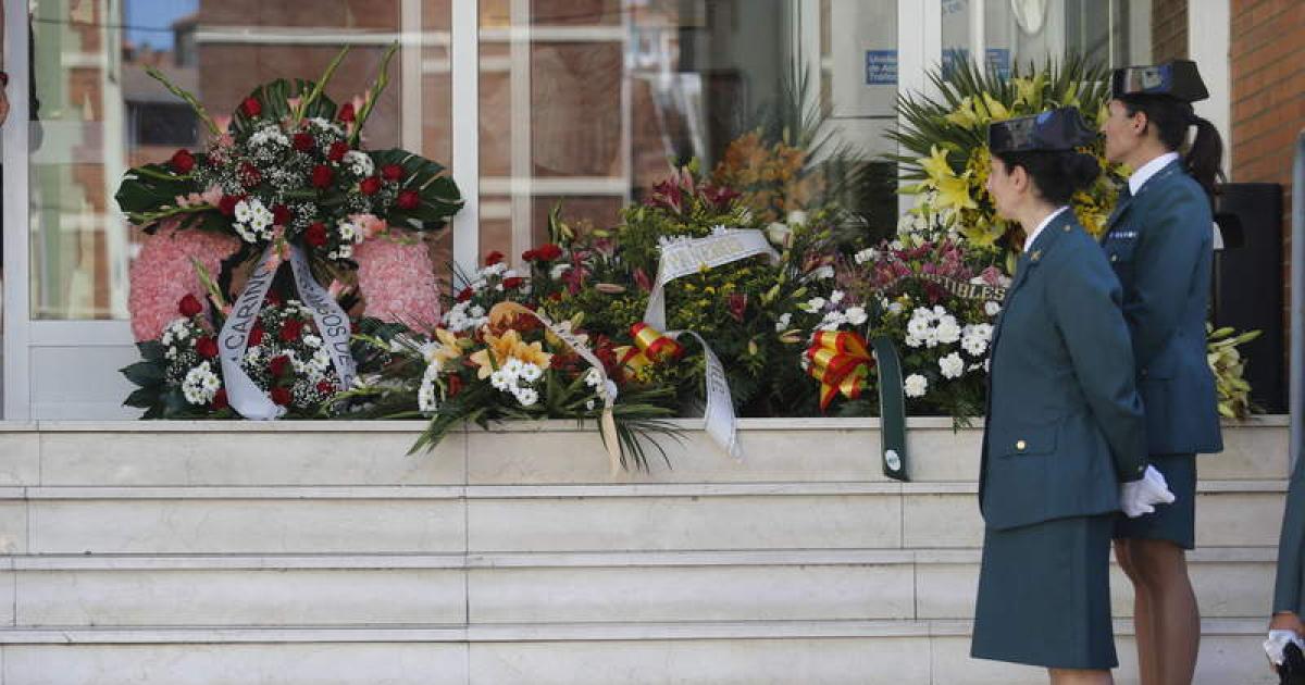 HOMENAJE A LOS 'HÉROES' DEL GREIM: Protección Civil condecora a los ...