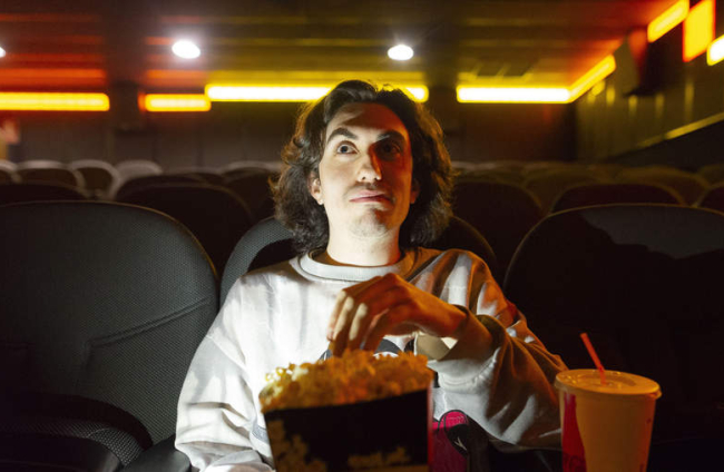 UNA MIRADA DESDE LOS CINES VAN GOGH Y ODEÓN: La magia de las salas de cine