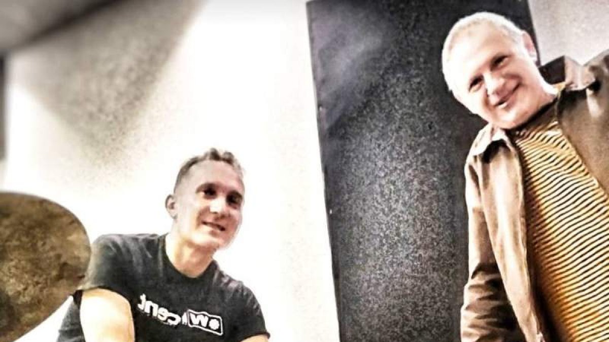 El Famol lleva Black Shampoo a Paradilla de Gordón