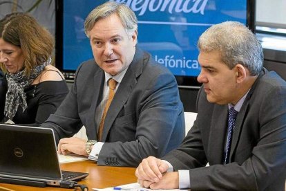Telefónica invertirá 100 millones en la Comunidad, 66 en la banda ancha