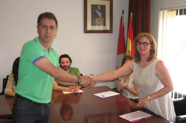 w FABERO w Mari Paz Martínez Ramón se convierte en la primera alcaldesa ...