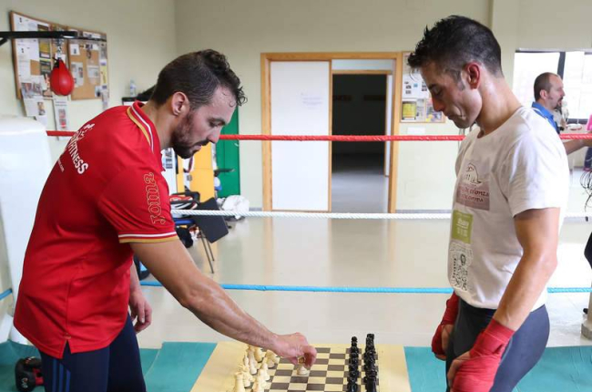 chess boxing. campeonato del mundo en moscú: El Mundial esquiva a Jonatan