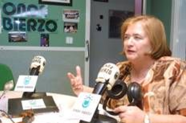 Homenaje A La Voz De La Radio