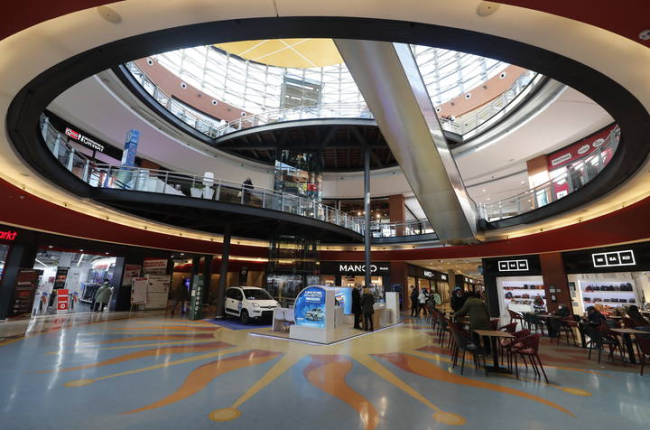 El fondo Blackstone pone a la venta el centro comercial Espacio León