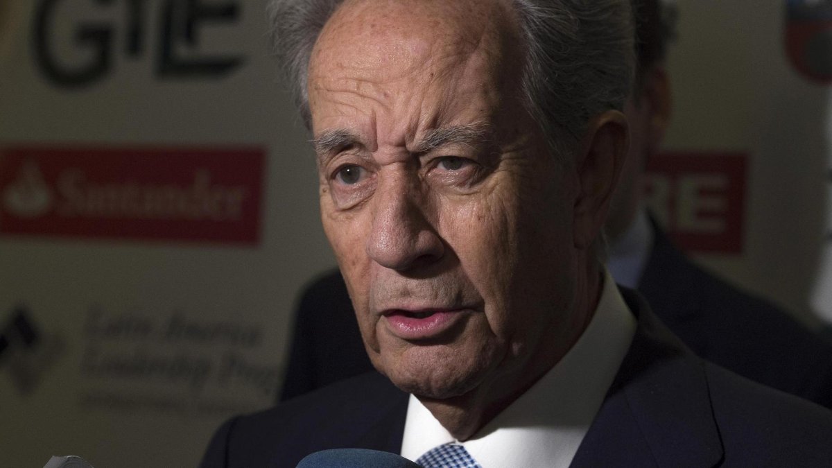 Fallece a los 92 años Juan Miguel Villar Mir, exvicepresidente del Real ...