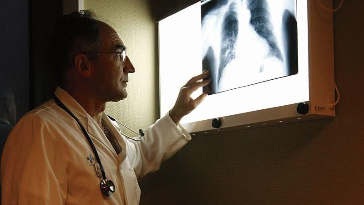 Sacyl prepara un gran espacio que aglutine todos los datos médicos al ...