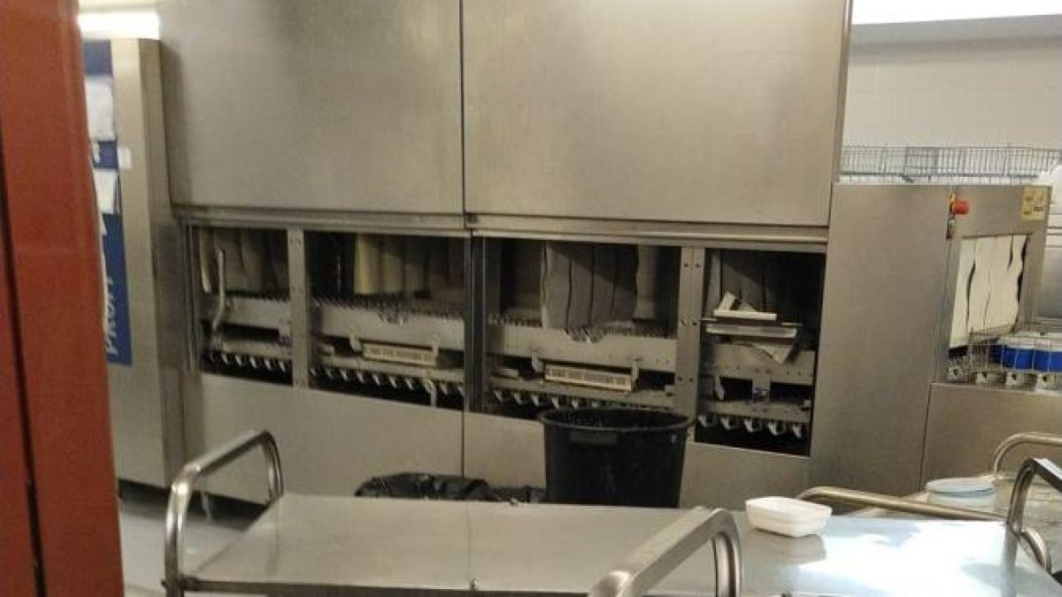 El Hospital de León apuesta por «una profunda remodelación» de la cocina