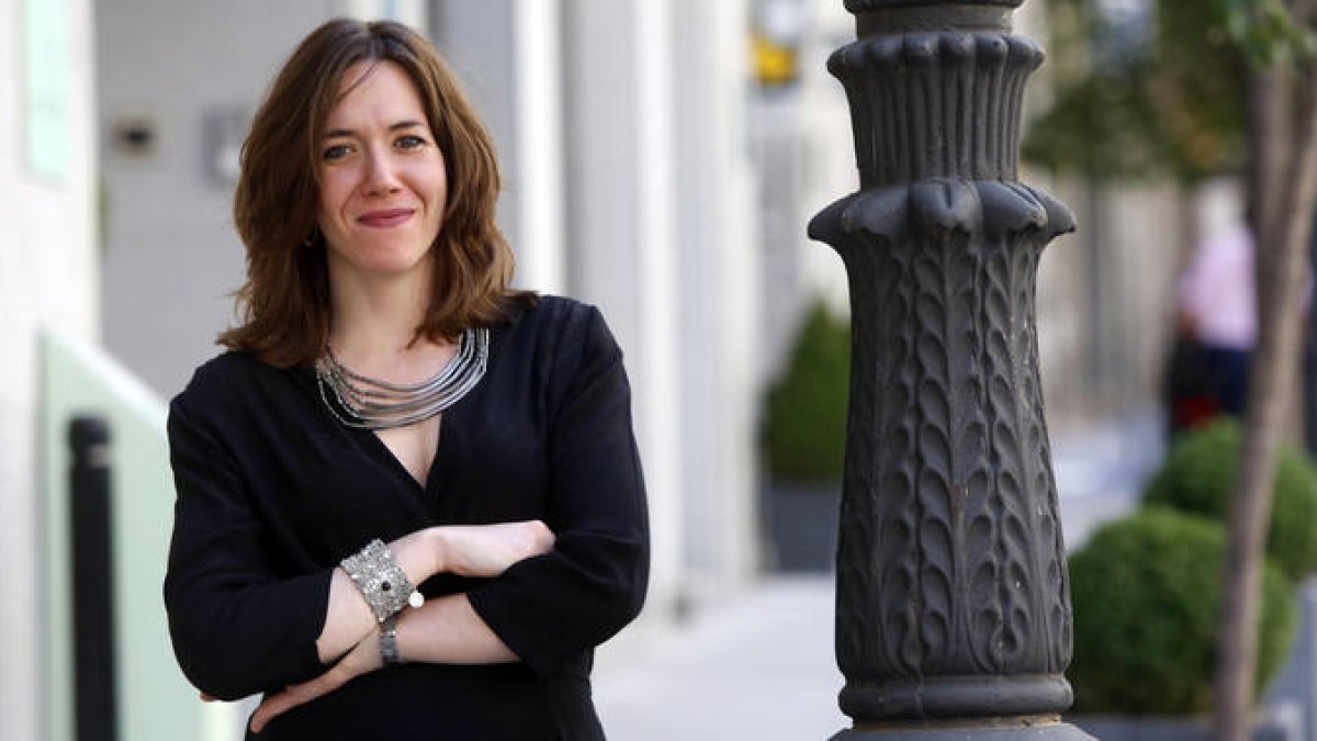La escritora Violeta Serrano es la cabeza de lista de León al Congreso ...