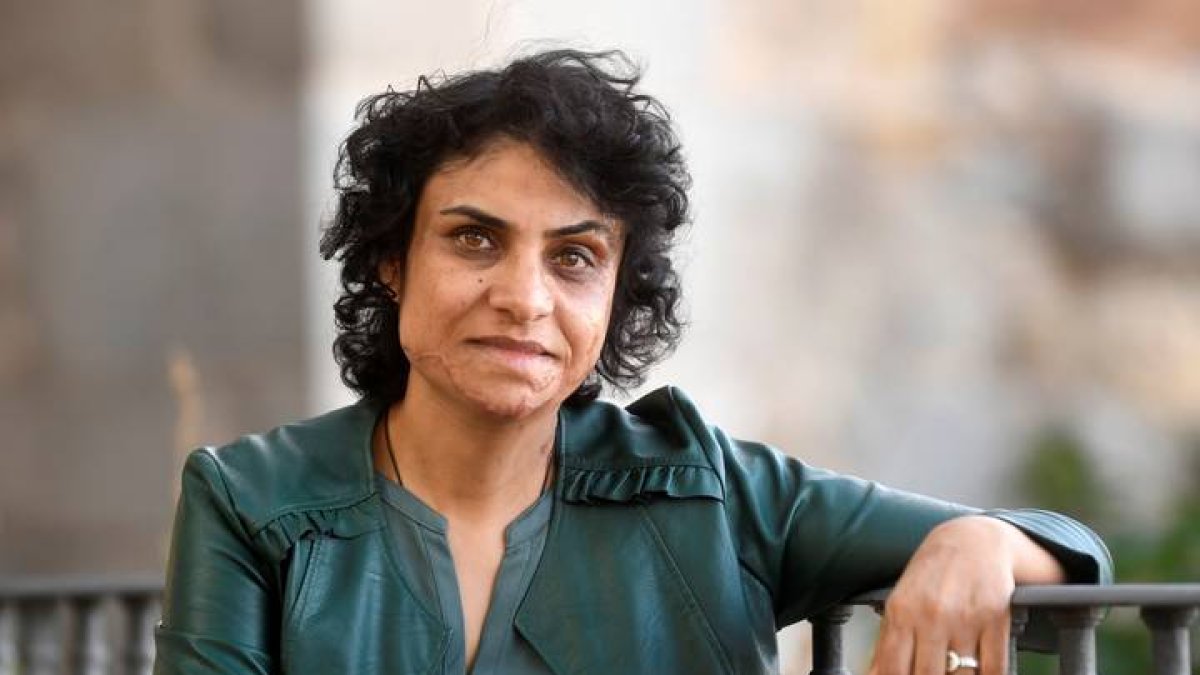 Nadia Ghulam: "No olvidemos a las mujeres de Afganistán, ellas tienen ...