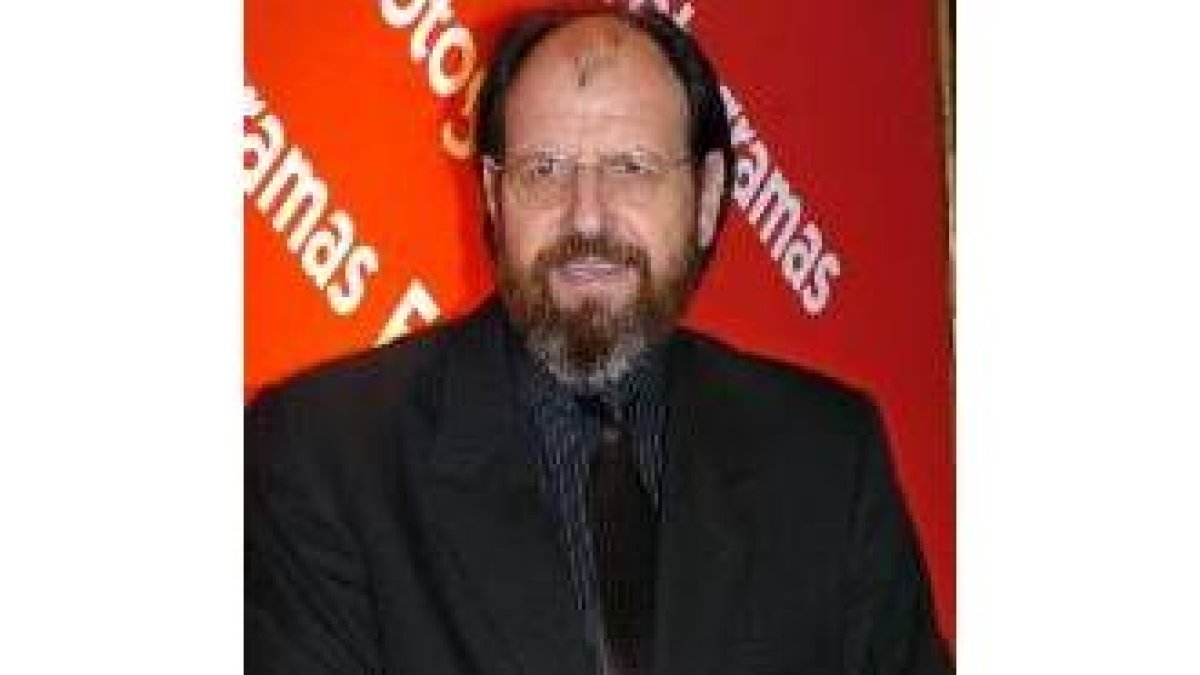 El actor José María Pou consigue el Premio Nacional de Teatro por la ...