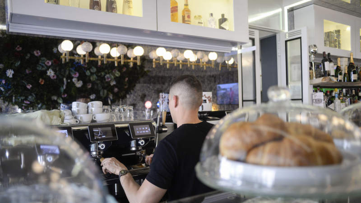 León busca un millar de camareros para poder hacer frente a la ...