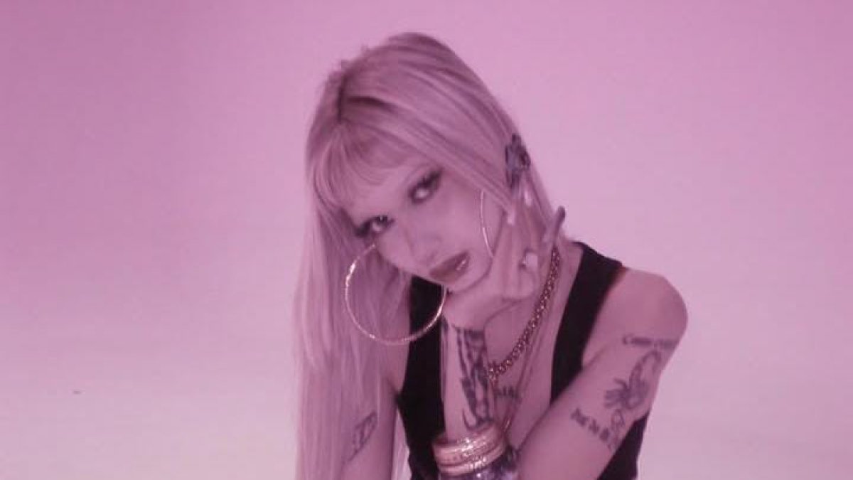 La cantante Métrika sufre agresiones homófobas durante su concierto en las fiestas de Burgos