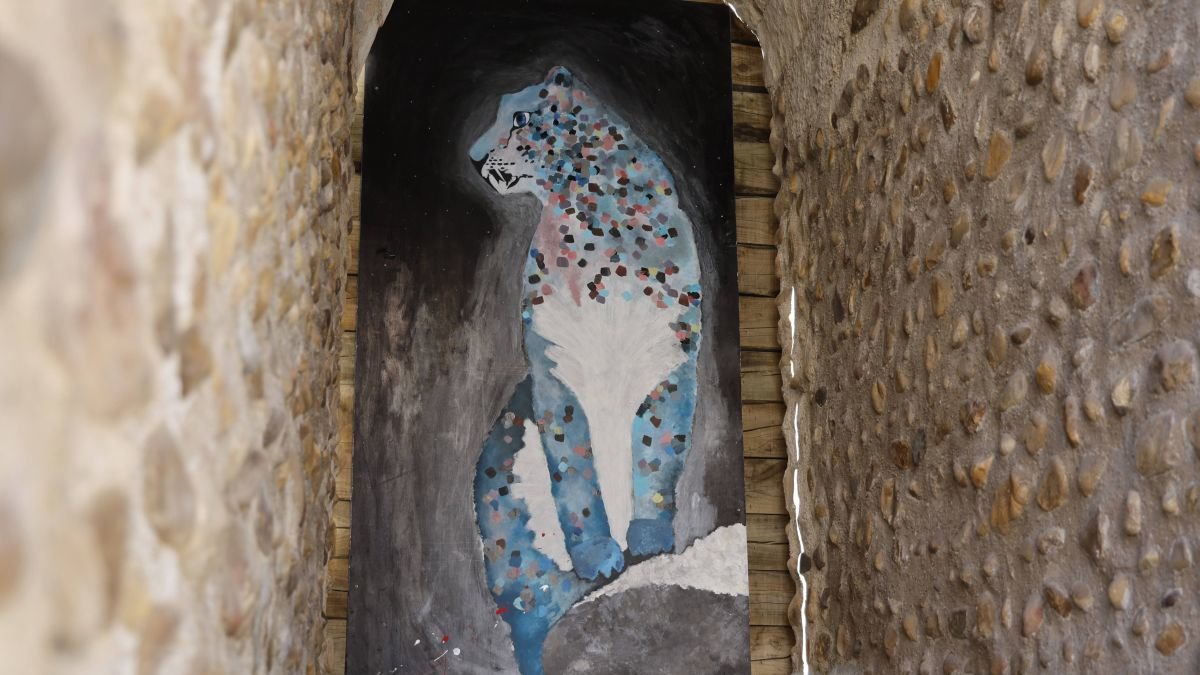 ‘El leopardo de las nieves’ se deja ver en el pasaje del Espolón
