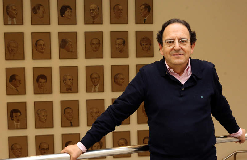 Luis Aznar presenta el libro sobre Juan Bautista Aznar