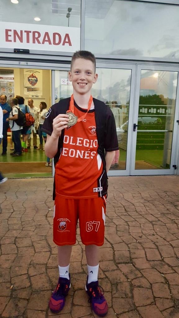 La historia de éxito de Max Shulga, el niño ucraniano acogido en León y ...