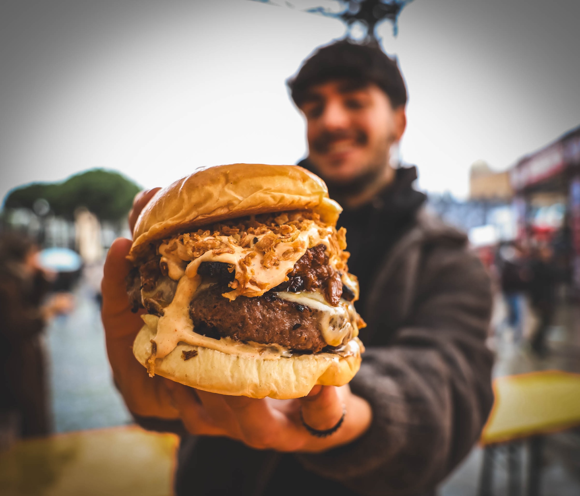 The Champions Burger llega a León: restaurantes, fechas y horarios