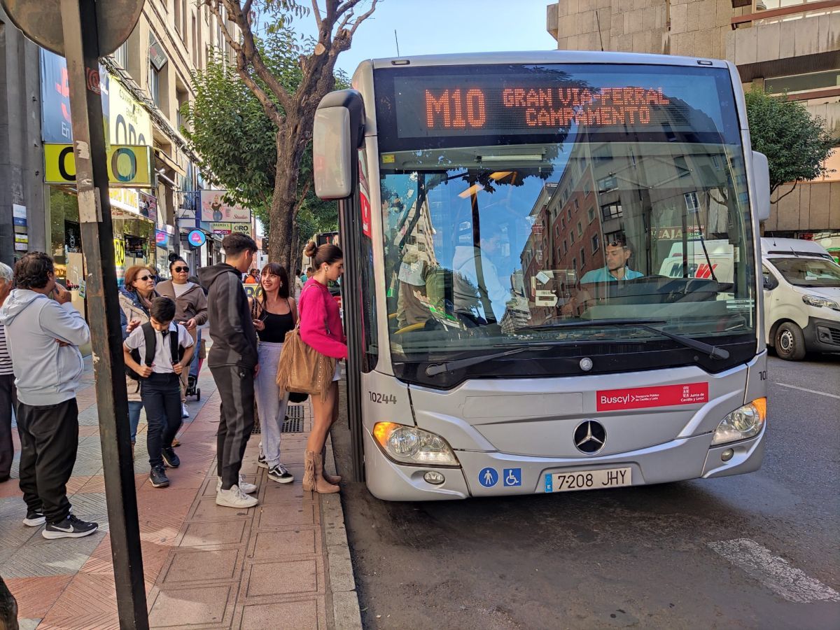 San Andrés se libra tras 21 años del pago de la línea de autobús a Ferral