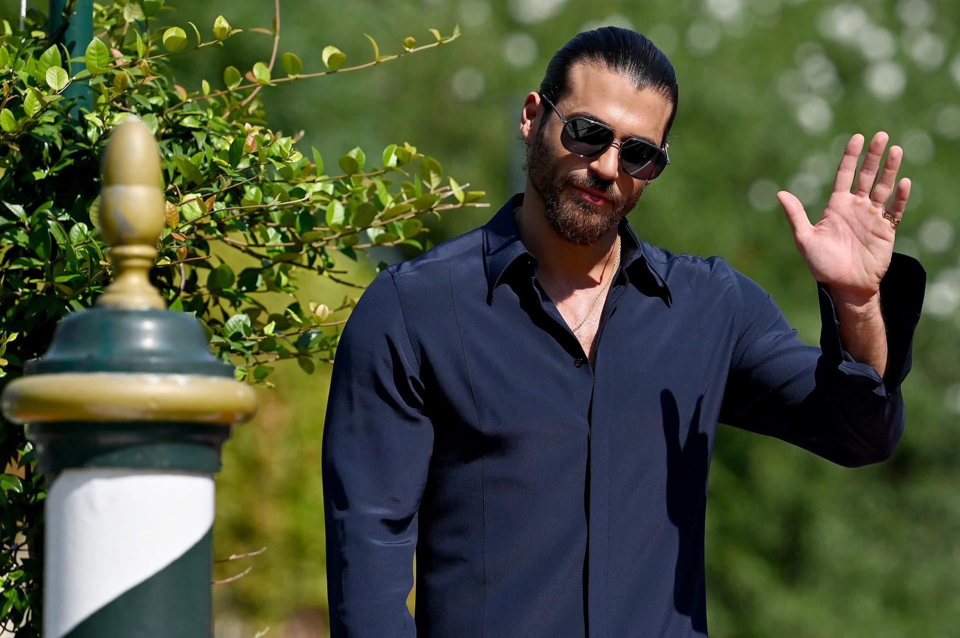 El actor turco Can Yaman detenido en Estambul por una supuesta posesión ...